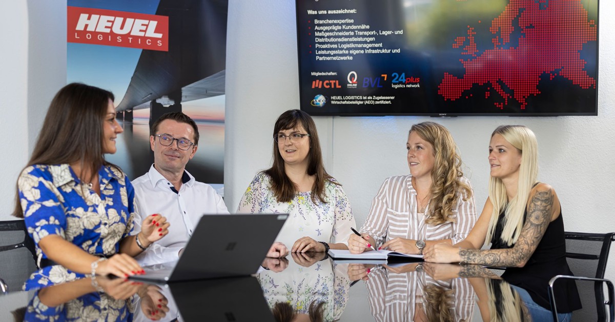 HEUEL LOGISTICS - Kaufmännische Berufe bei HEUEL